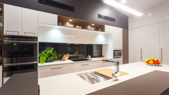 Designing Your Ideal Kitchen: Layout Strategies & Inspiration
